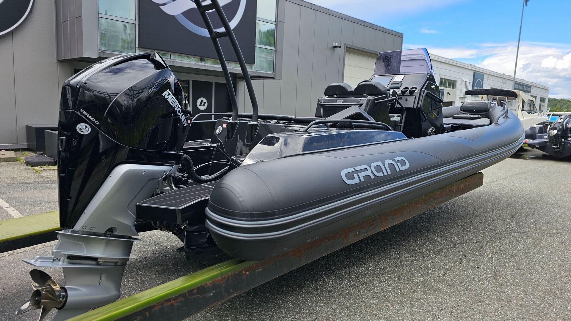 Grand 750 Golden Line RIB setter en ny standard for 7,5 meters klassen.