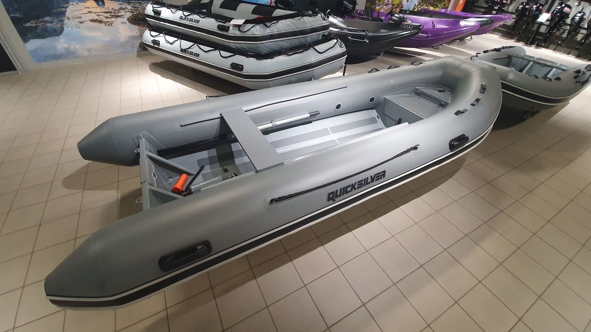 Quicksilver aluminium RIB serien er moderne og innovative modell