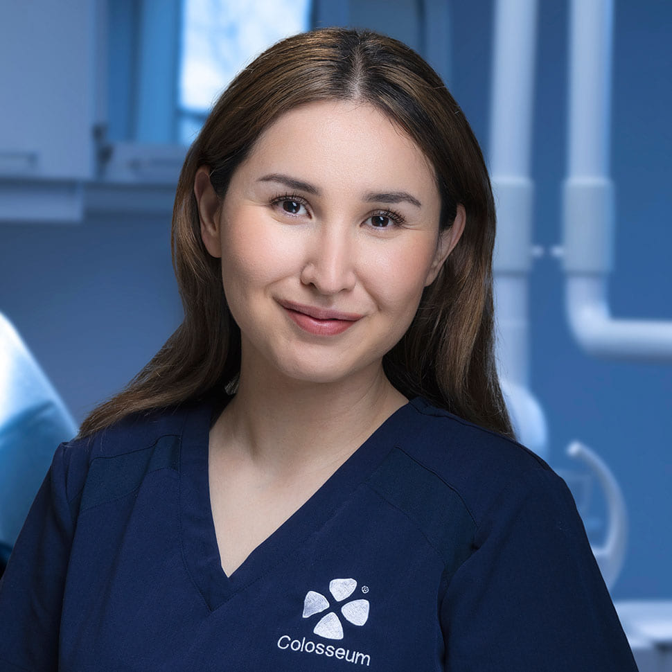 Freia Rezaee - Colosseum Tannlege