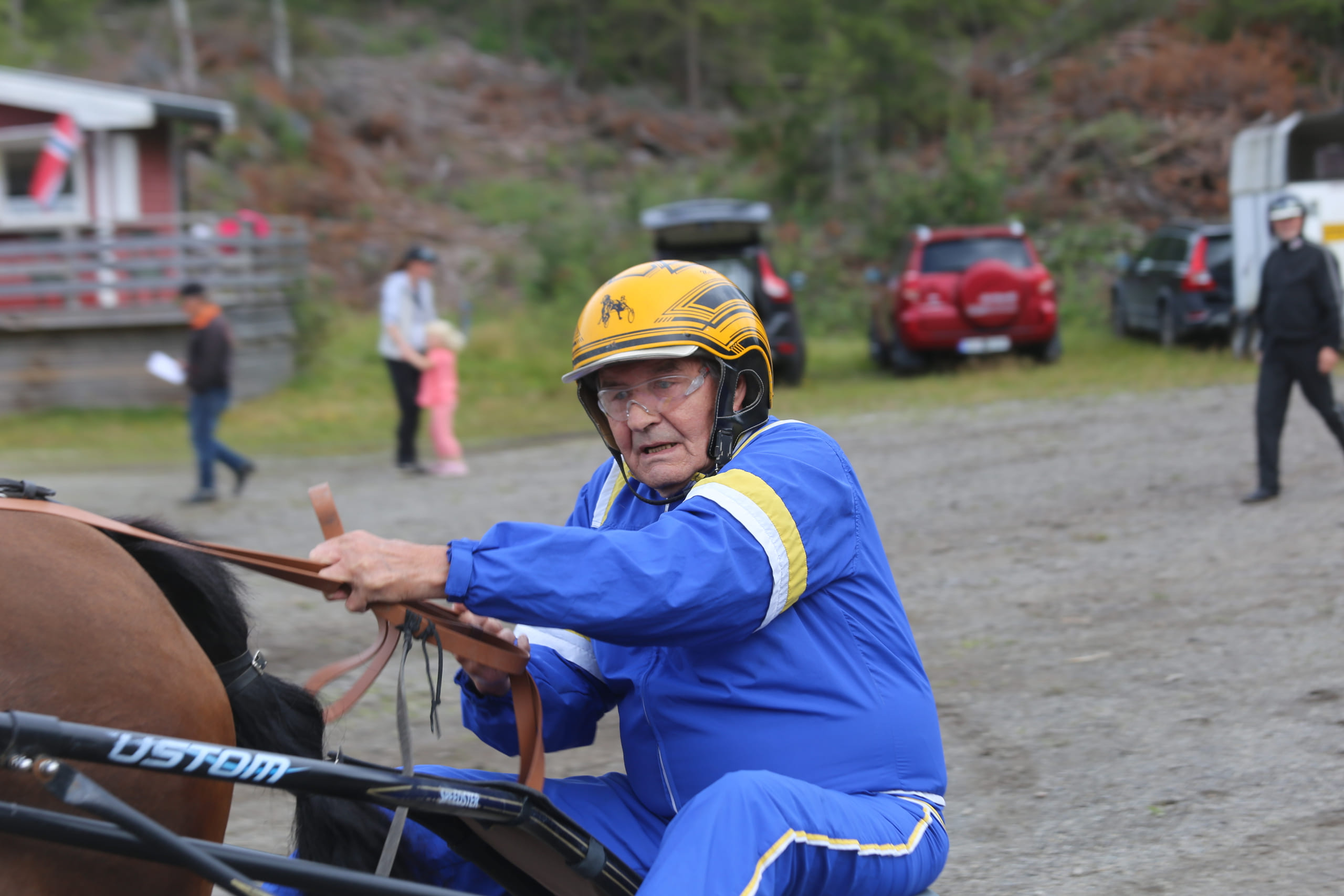 Feiret 77-årsdagen i sulkyen - TGN