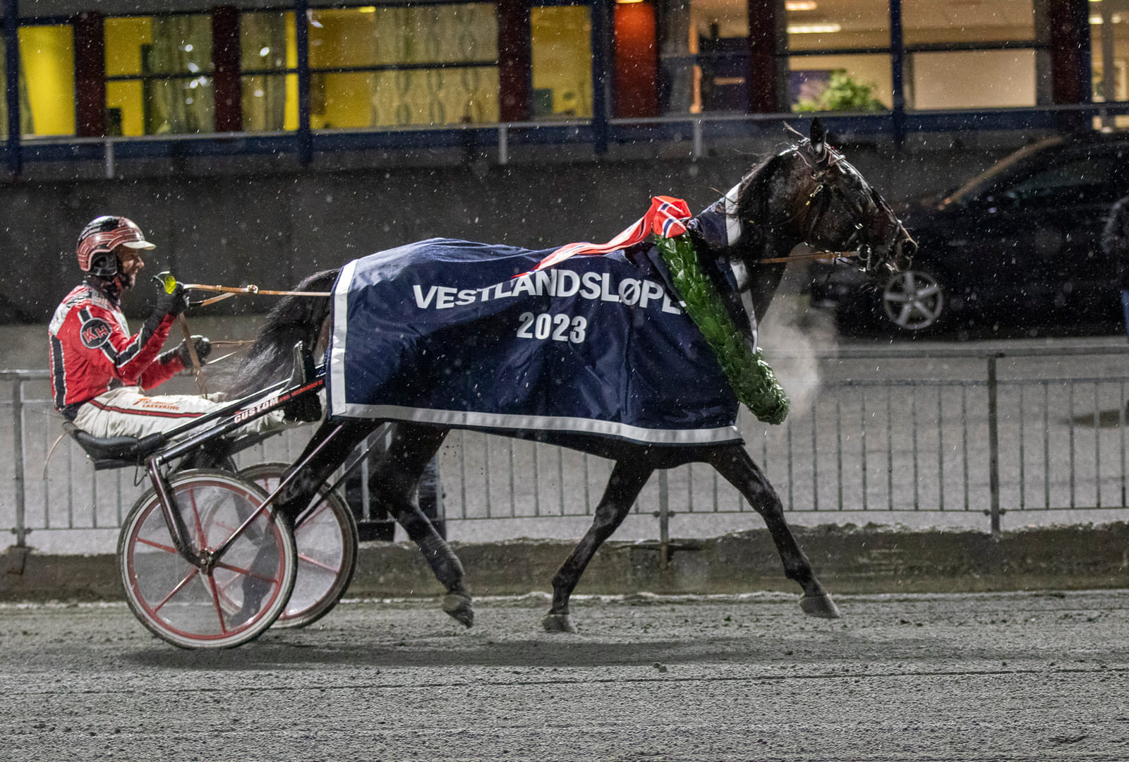 Jeg vil berømme Stall Handeland - TGN